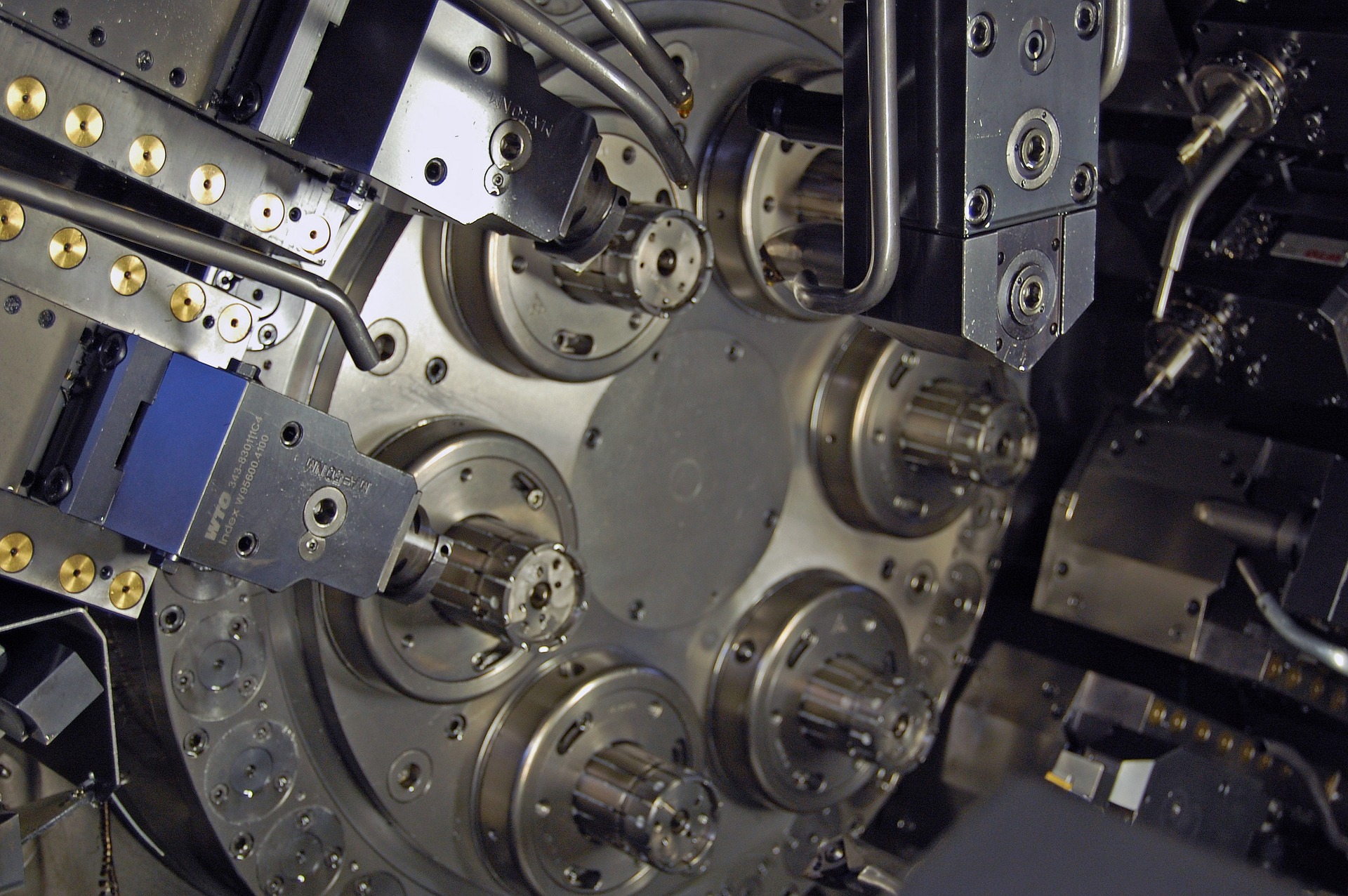 Artificial intelligence revolution offers benefits and challenges - Scimex