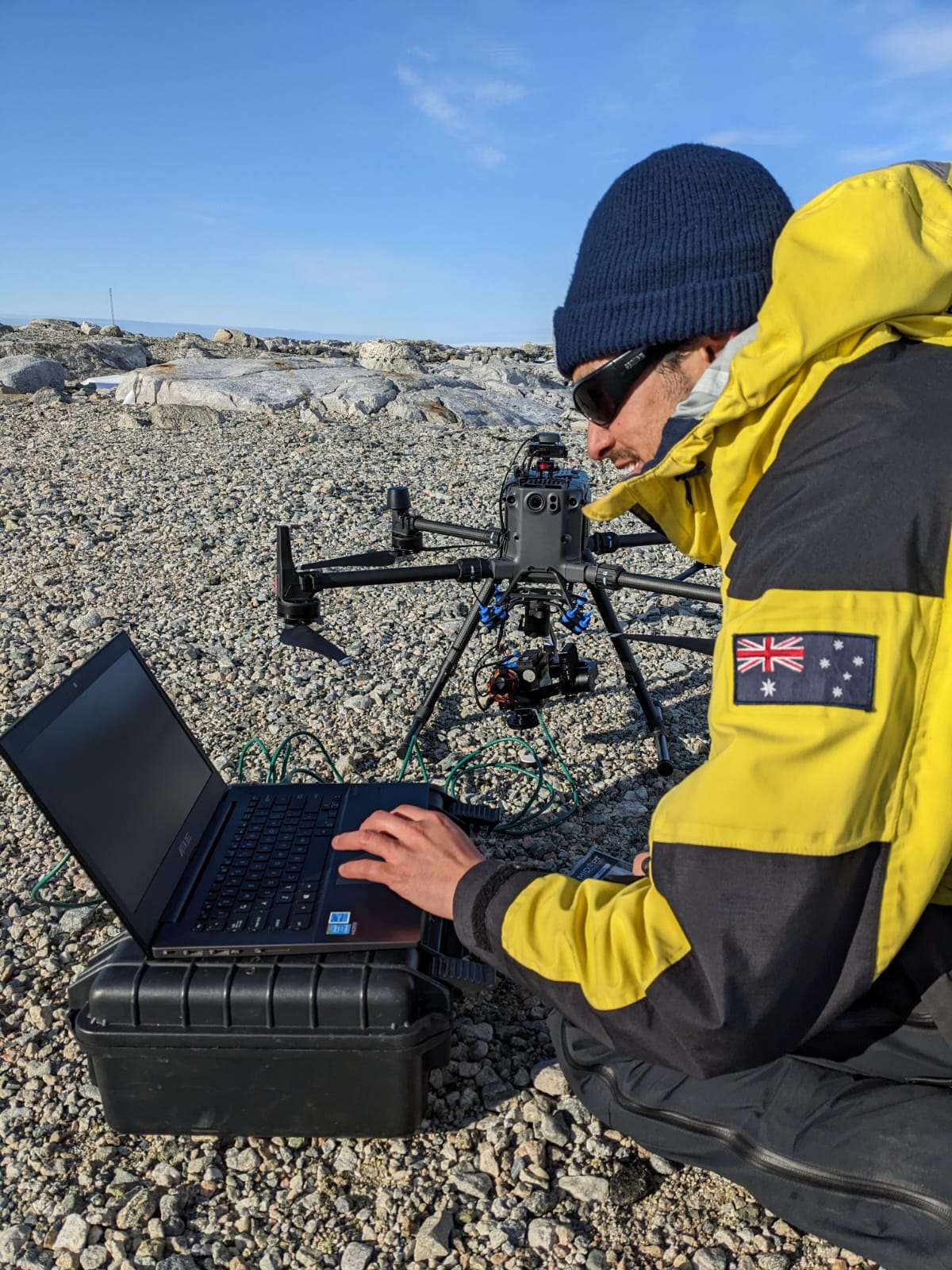 Drones detect moss beds and changes to Antarctica climate - Scimex