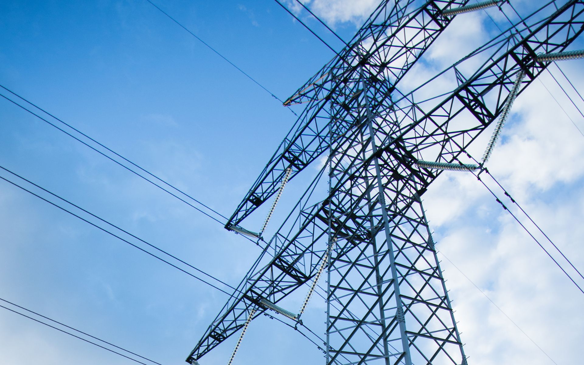 Overhead vs underground: Rewiring Australia for renewable energy goals ...