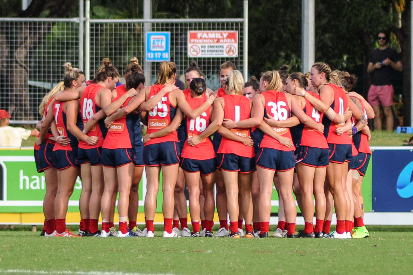 Women in sport: Ensuring Wiser, Faster, Stronger athletes - Scimex