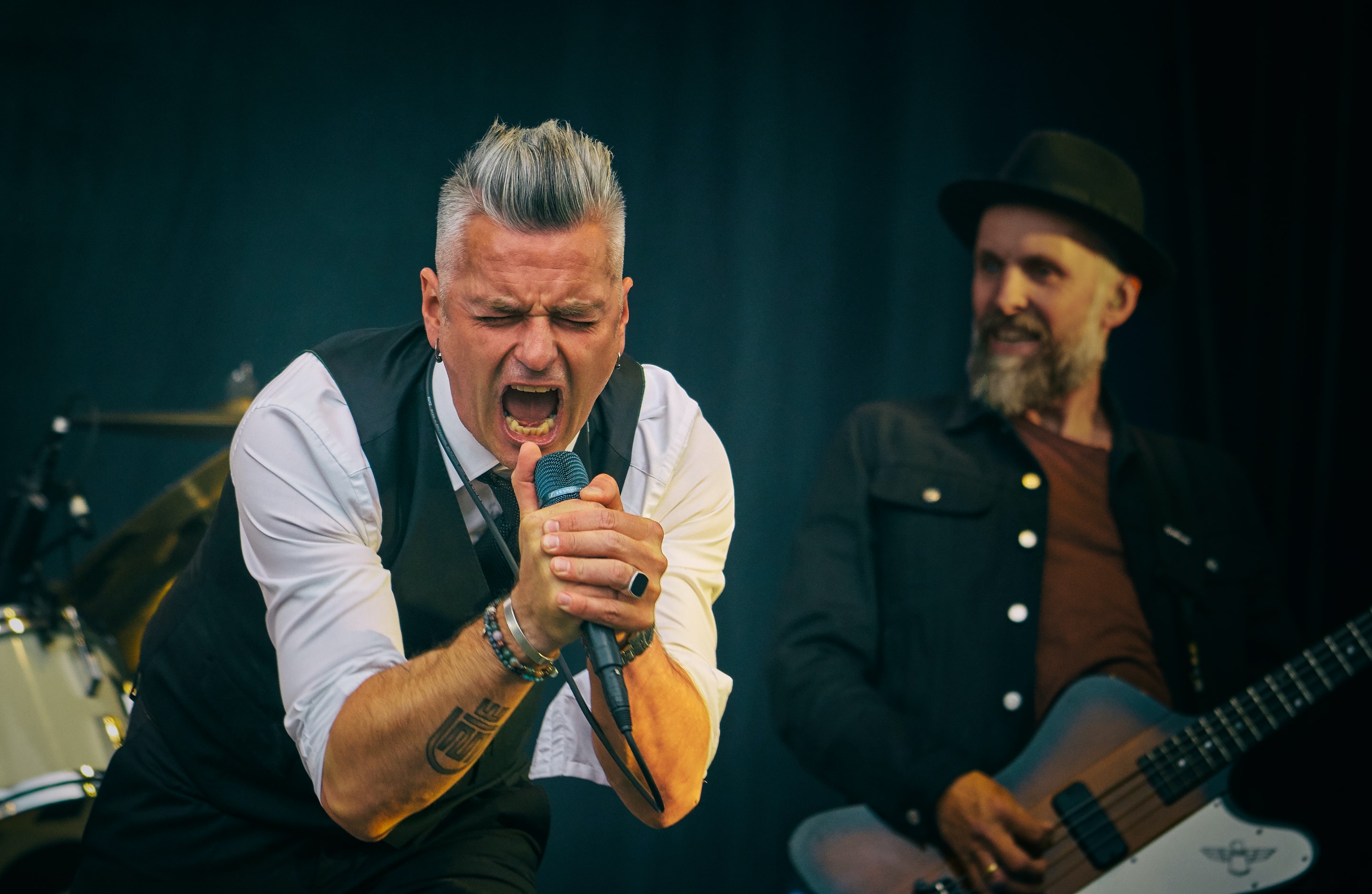 Omg, SCREAMING: humans scream for at least 6 different emotions - Scimex